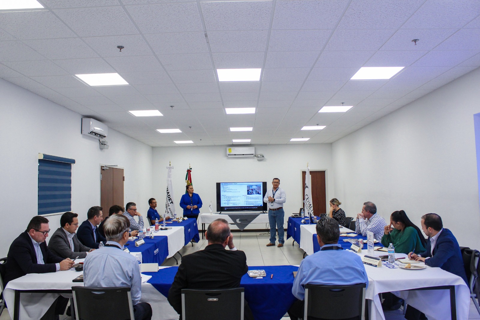 Promueve Gobierno del Estado modelo de educación dual con Foxconn en ...