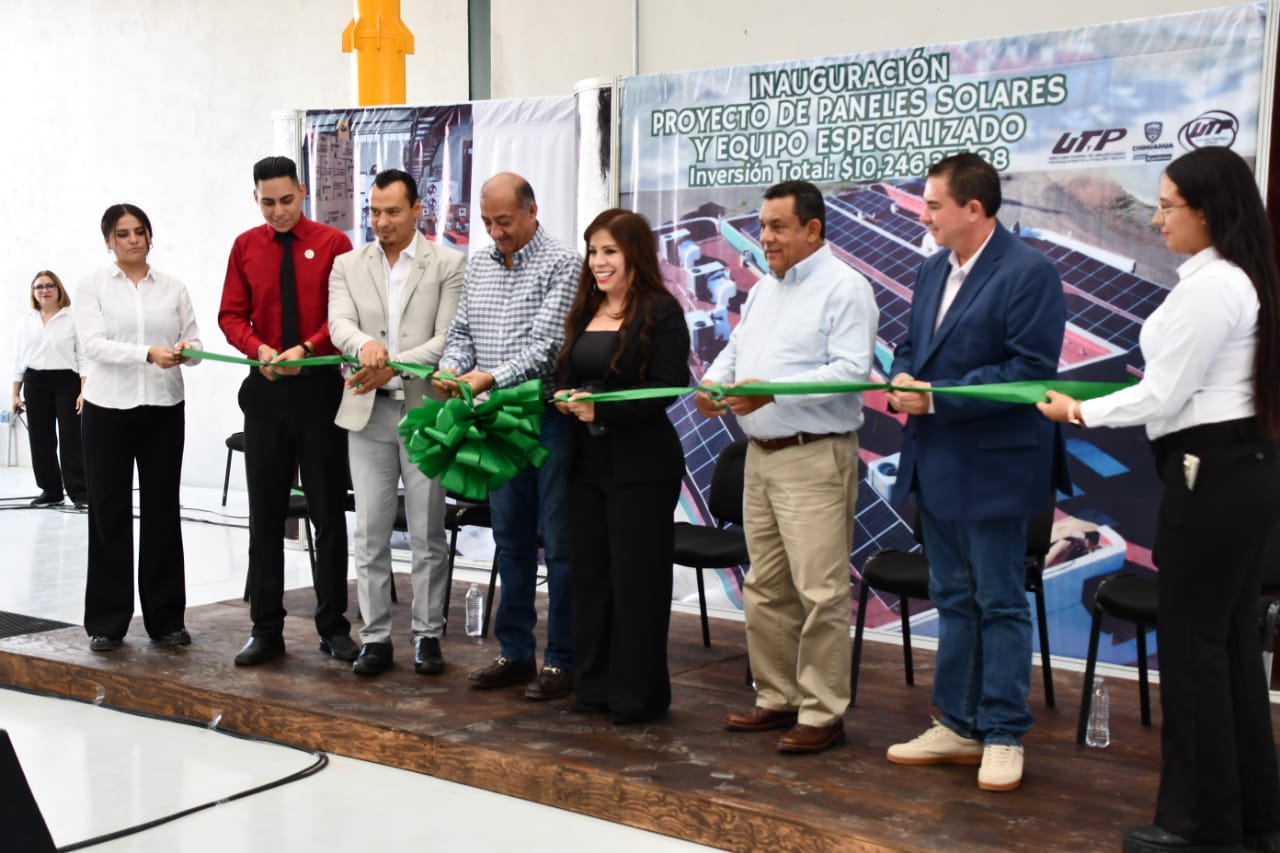 Entrega SEyD a UT Parral equipo tecnológico e inaugura paneles solares ...