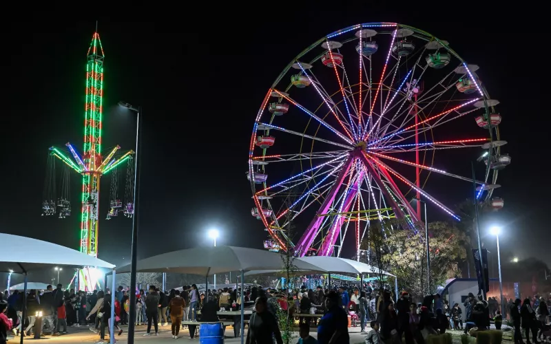 Encienden el Árbol de Navidad en el Parque Central de Ciudad Juárez ...